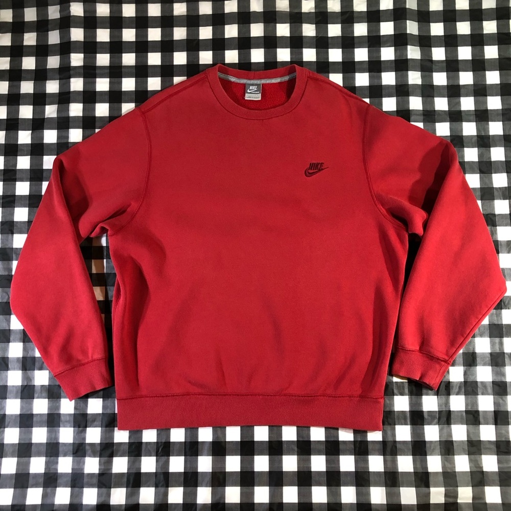 Nike Sportswear Swoosh Embroidered Logo Faded Red - Gem